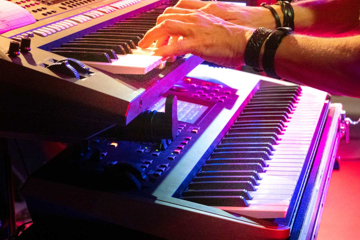 TOP 10 Melhores Marcas de Teclado Musical em 2025