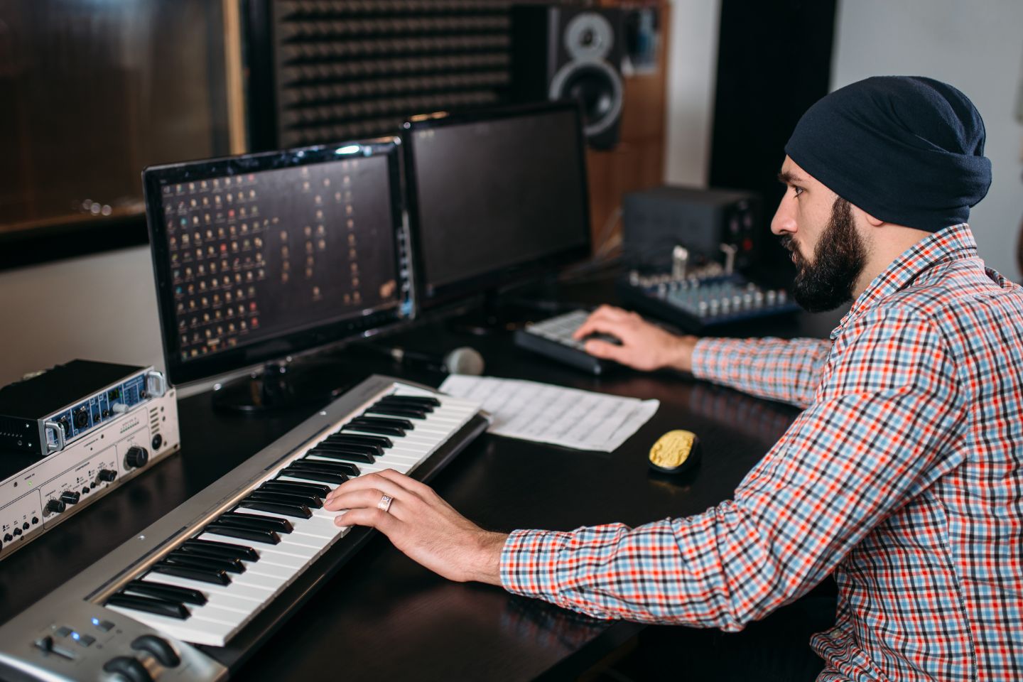 Confira Quais são os Tipos de Teclado Musical do Momento!