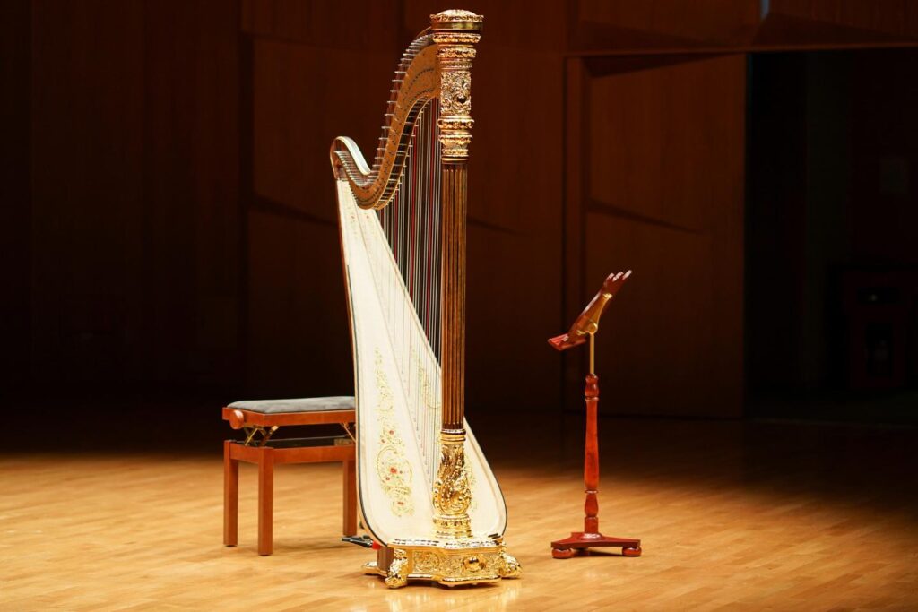 História da Harpa: Conheça Suas Origens Místicas!