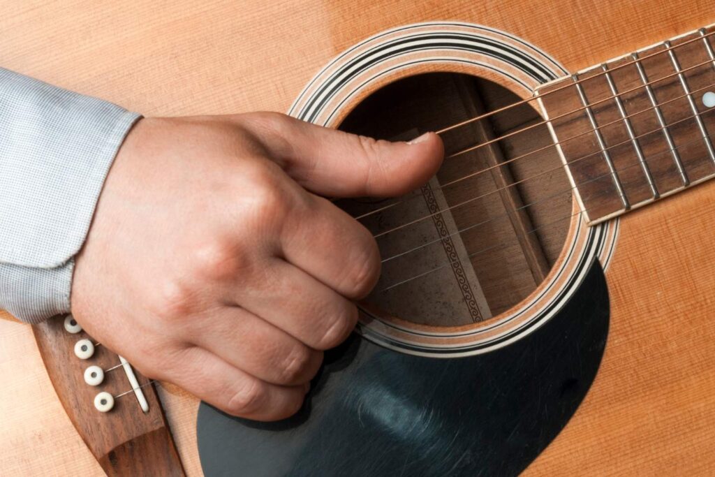 9 Passos para Dominar o Fingerstyle no Violão