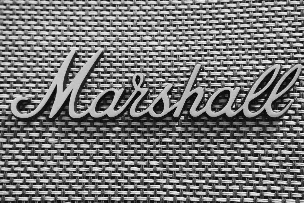 A História por Trás dos Amplificadores Marshall que Vai Impressionar ...
